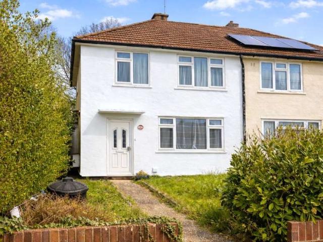 3 Bedroom Semi Detached House