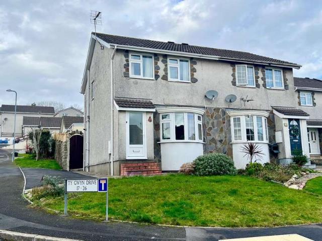3 Bedroom Semi Detached House