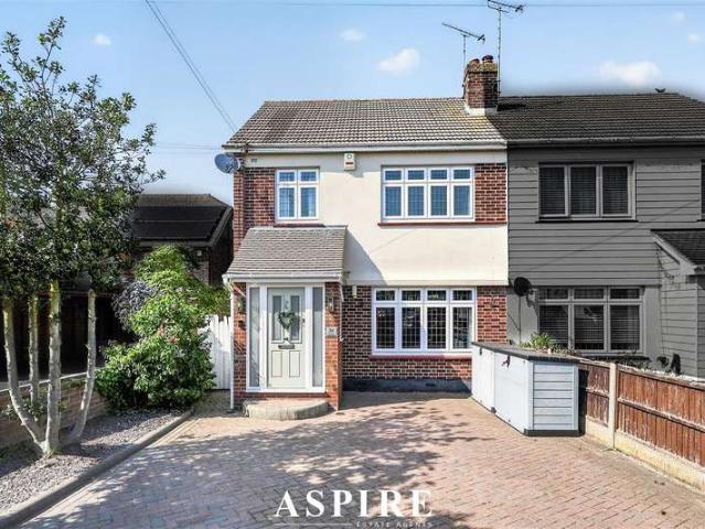 3 Bedroom Semi Detached House