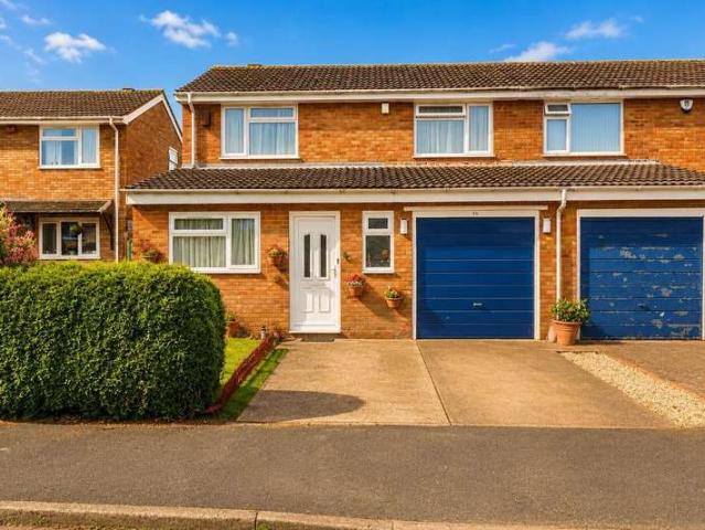3 Bedroom Semi Detached House