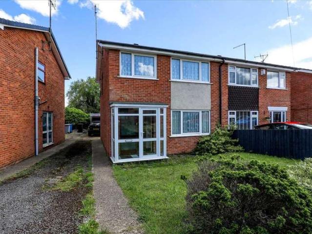 3 Bedroom Semi Detached House