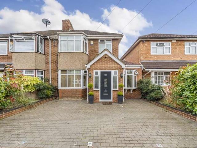 3 Bedroom Semi Detached House