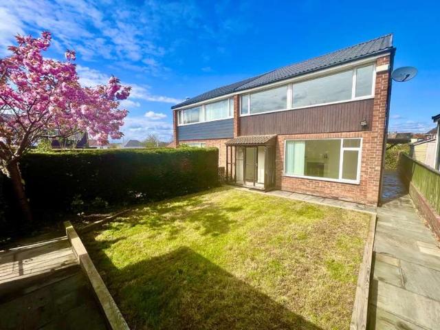 3 Bedroom Semi Detached House