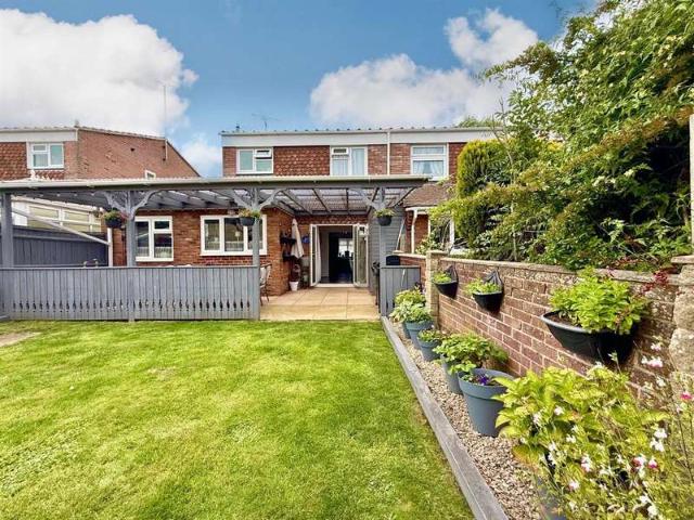 3 Bedroom Semi Detached House