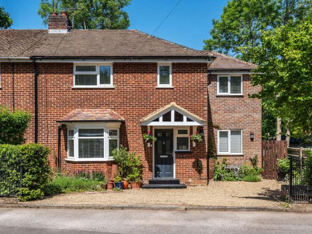 3 Bedroom Semi Detached House