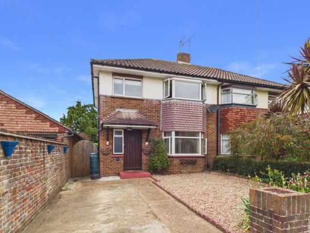 3 Bedroom Semi Detached House