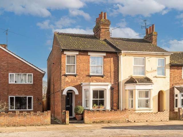 3 Bedroom Semi Detached House