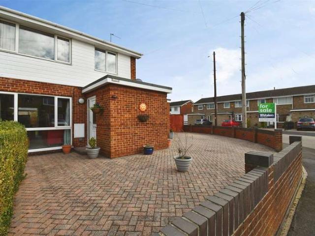 3 Bedroom Semi Detached House