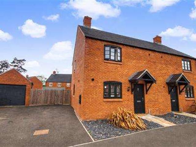 3 Bedroom Semi Detached House