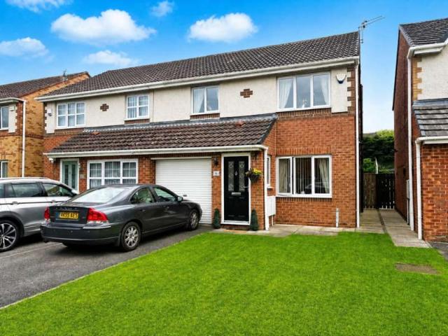 3 Bedroom Semi Detached House