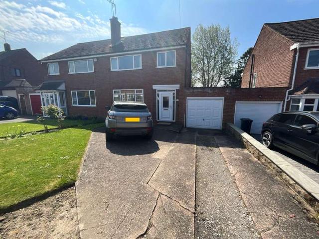 3 Bedroom Semi Detached House