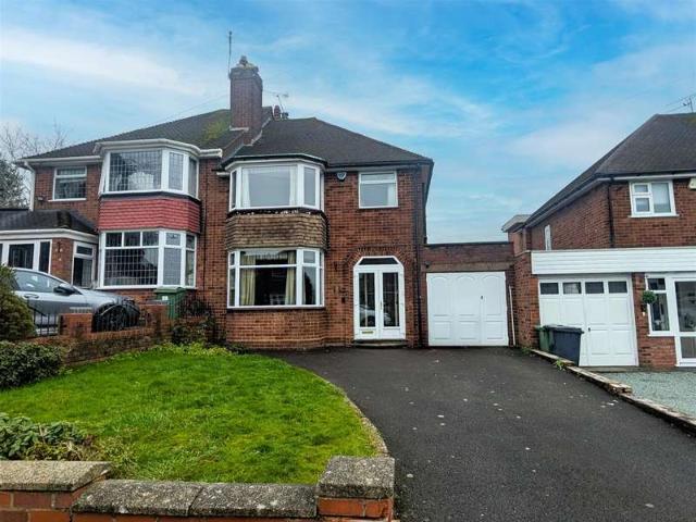 3 Bedroom Semi Detached House