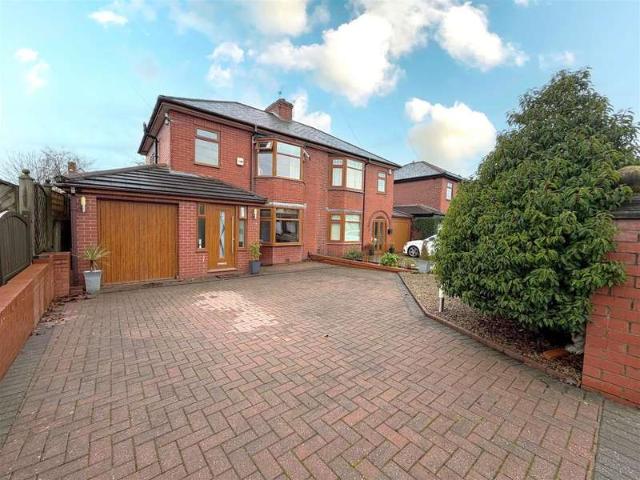3 Bedroom Semi Detached House