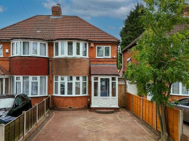 3 Bedroom Semi Detached House