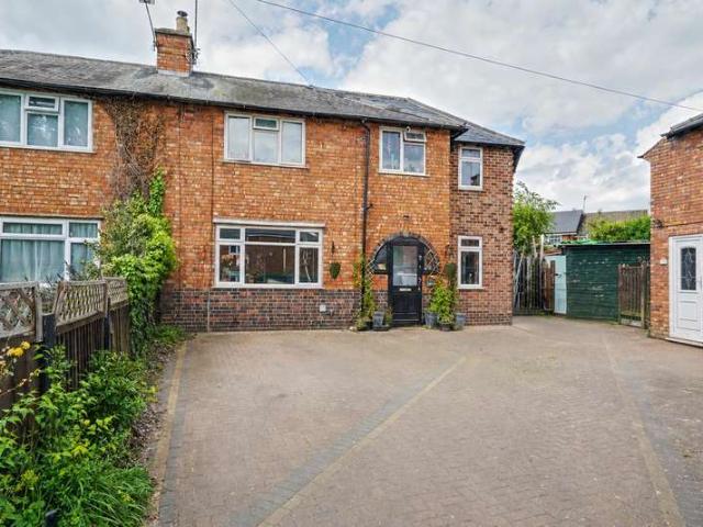 3 Bedroom Semi Detached House