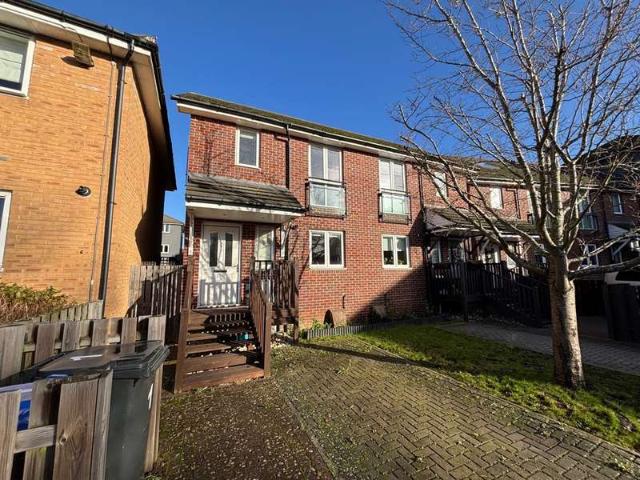 3 Bedroom Semi Detached House
