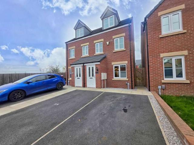3 Bedroom Semi Detached House