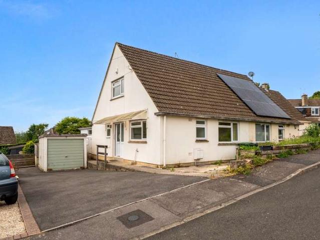 3 Bedroom Semi Detached House
