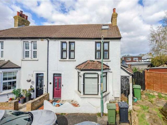 3 Bedroom Semi Detached House