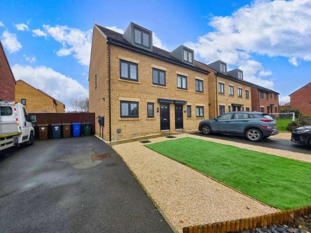 3 Bedroom Semi Detached House