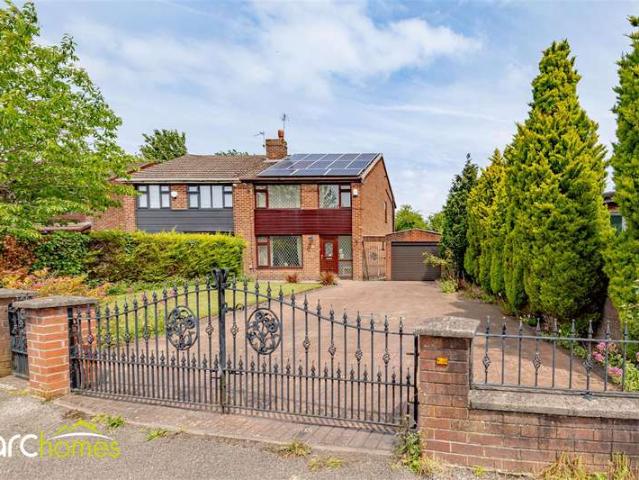 3 Bedroom Semi Detached House