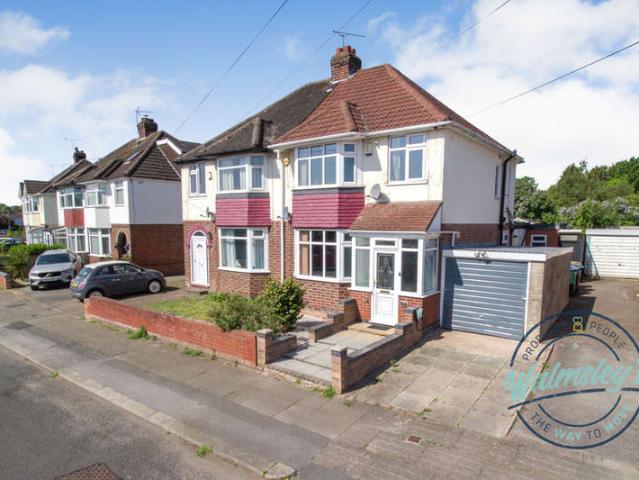 3 Bedroom Semi Detached House