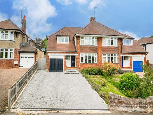 3 Bedroom Semi Detached House