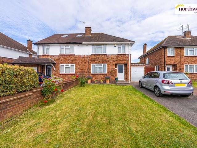 3 Bedroom Semi Detached House