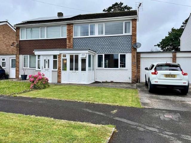 3 Bedroom Semi Detached House