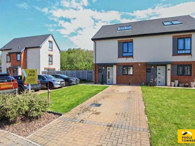 3 Bedroom Semi Detached House