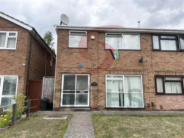 3 Bedroom Semi Detached House