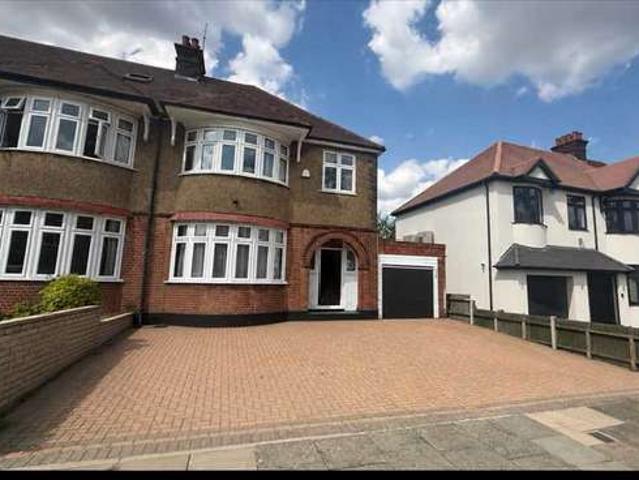 3 Bedroom Semi Detached House