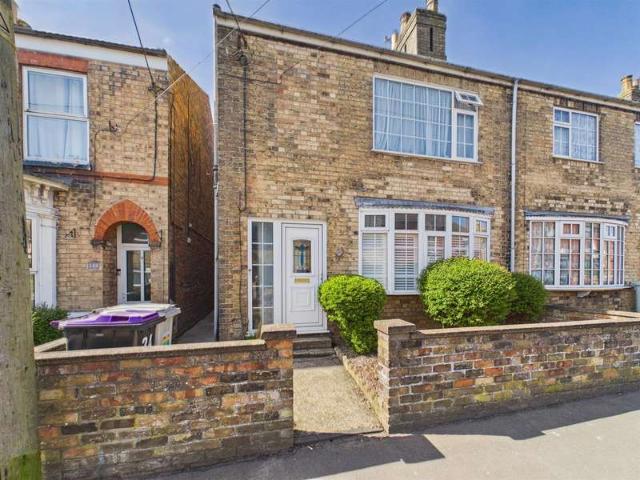 3 Bedroom Semi Detached House
