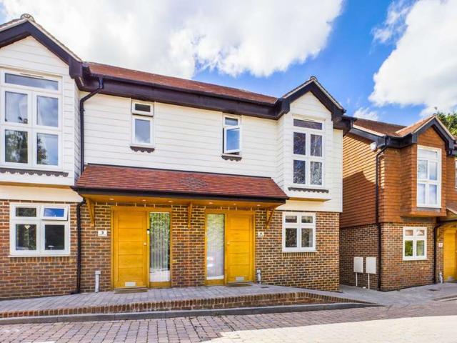 3 Bedroom Semi Detached House