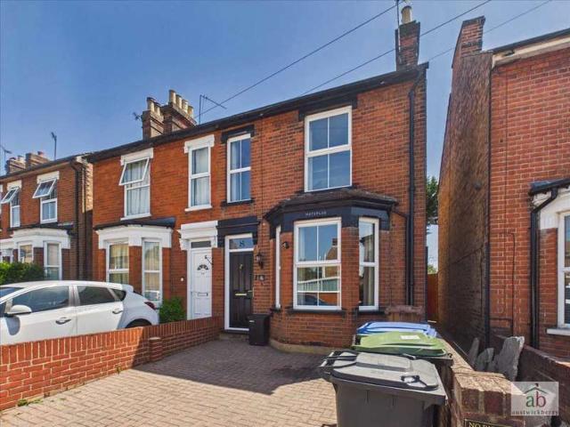 3 Bedroom Semi Detached House
