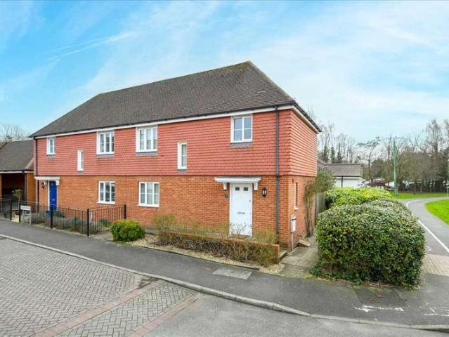 3 Bedroom Semi Detached House