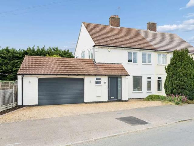 3 Bedroom Semi Detached House