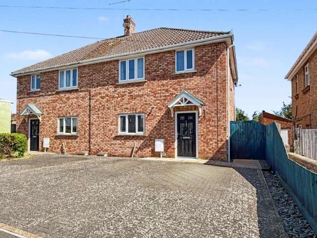 3 Bedroom Semi Detached House