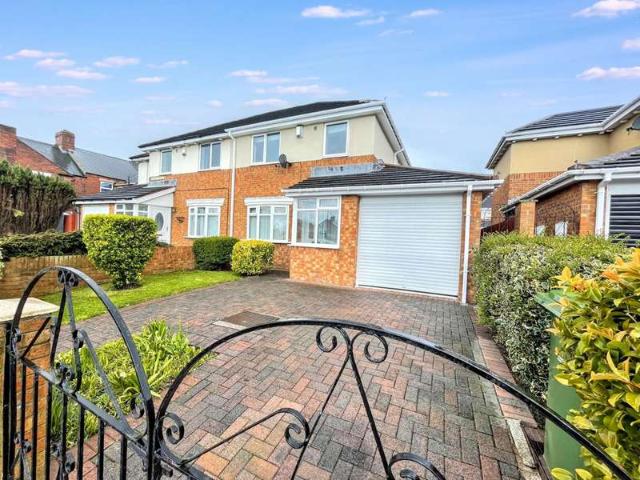 3 Bedroom Semi Detached House