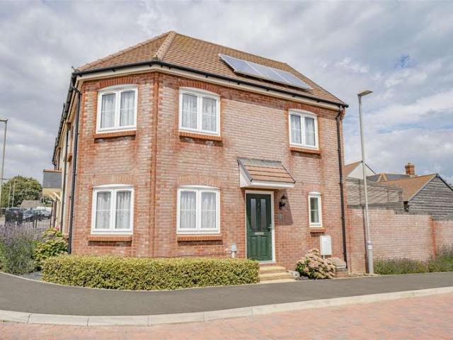 3 Bedroom Semi Detached House