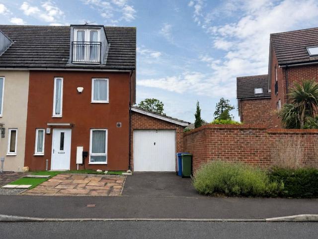 3 BEDROOM Semi Detached House