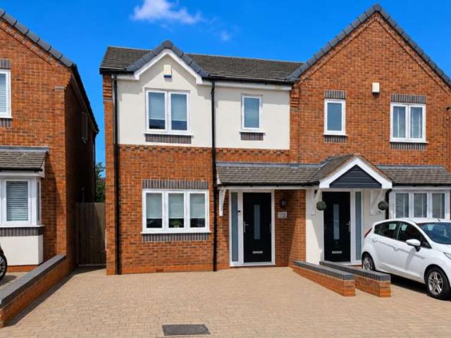 3 Bedroom Semi Detached House
