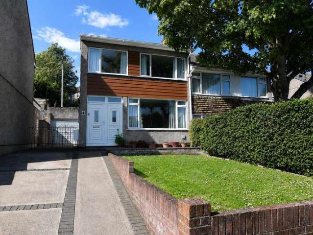 3 Bedroom Semi Detached House