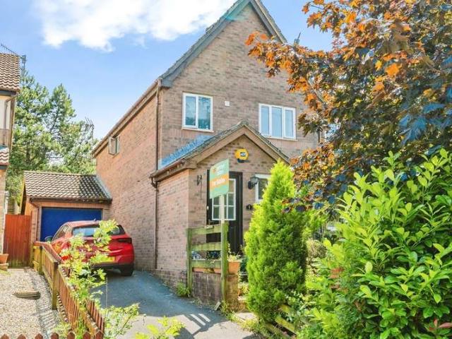 3 Bedroom Semi Detached House