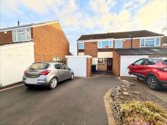 3 Bedroom Semi Detached House