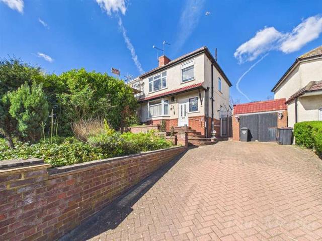 3 Bedroom Semi Detached House