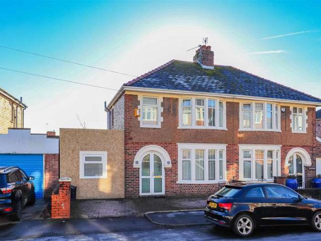 3 Bedroom Semi Detached House