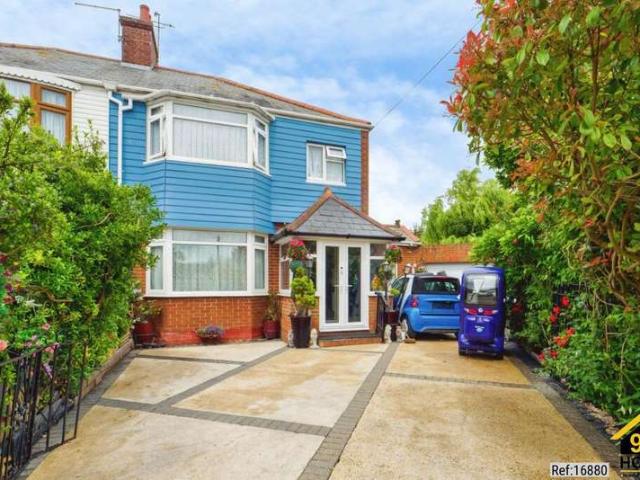 3 Bedroom Semi Detached House