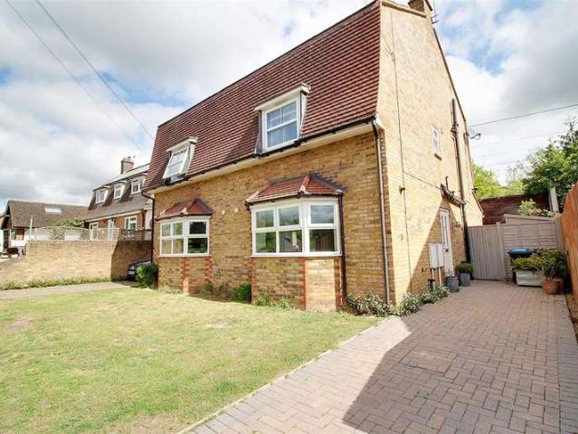 3 Bedroom Semi Detached House