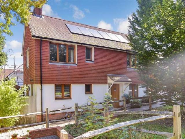 3 Bedroom Semi Detached House